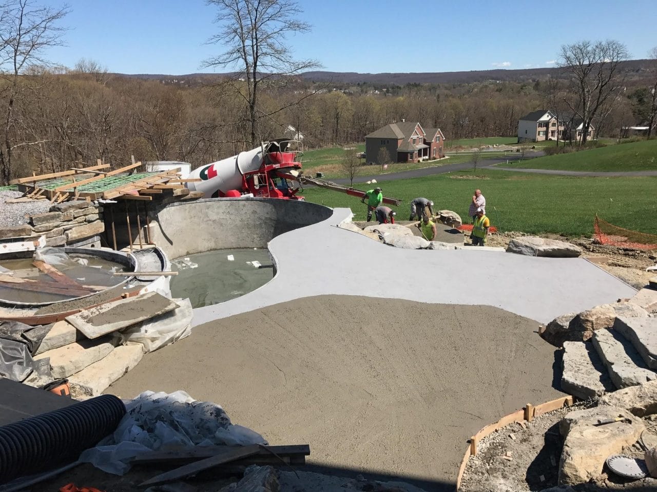 Guide to Making Your Luxury Pool Dream a Reality