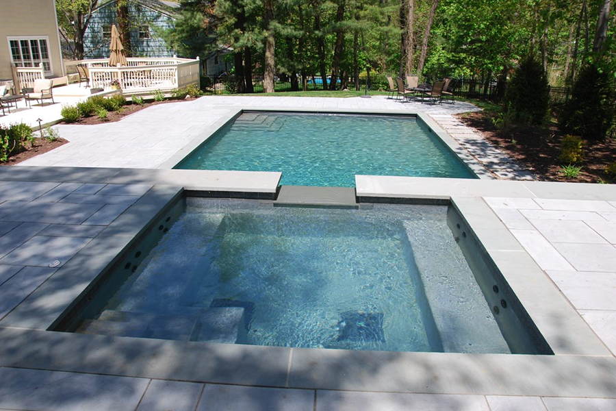 Maximize Outdoor Space - Innovative Swimming Pool Designs