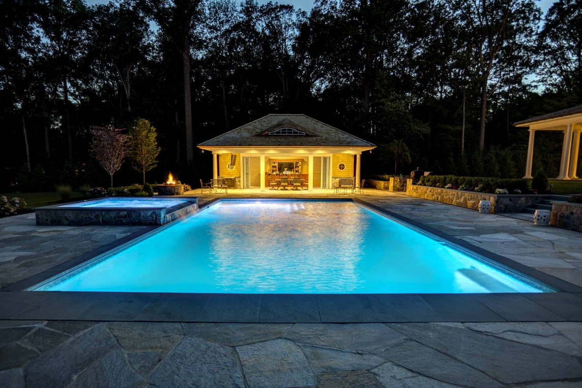 Pool Building and Maintenance Company in Putnam County